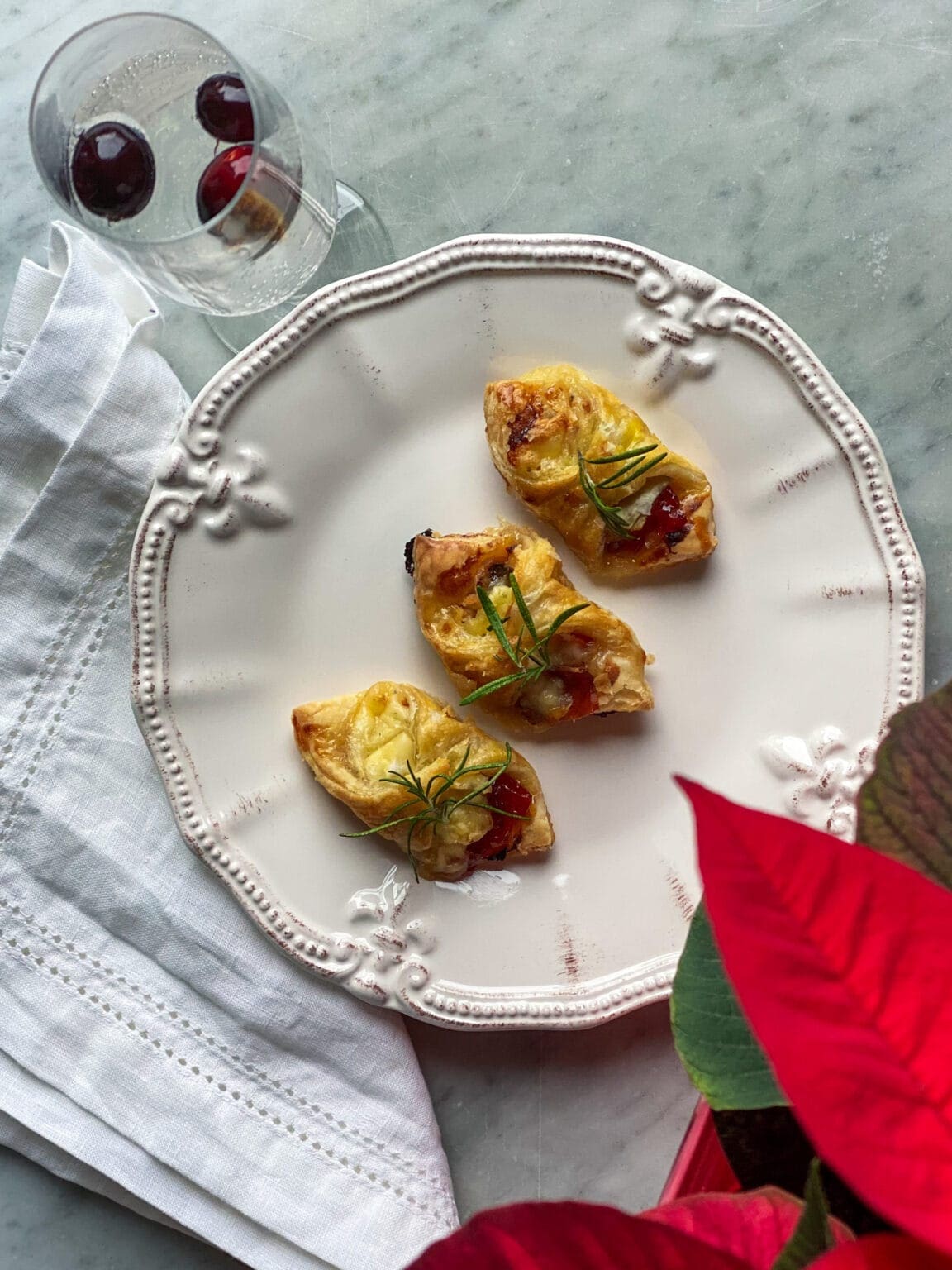 Sweet & Savory Baked Brie Bites (Video!)